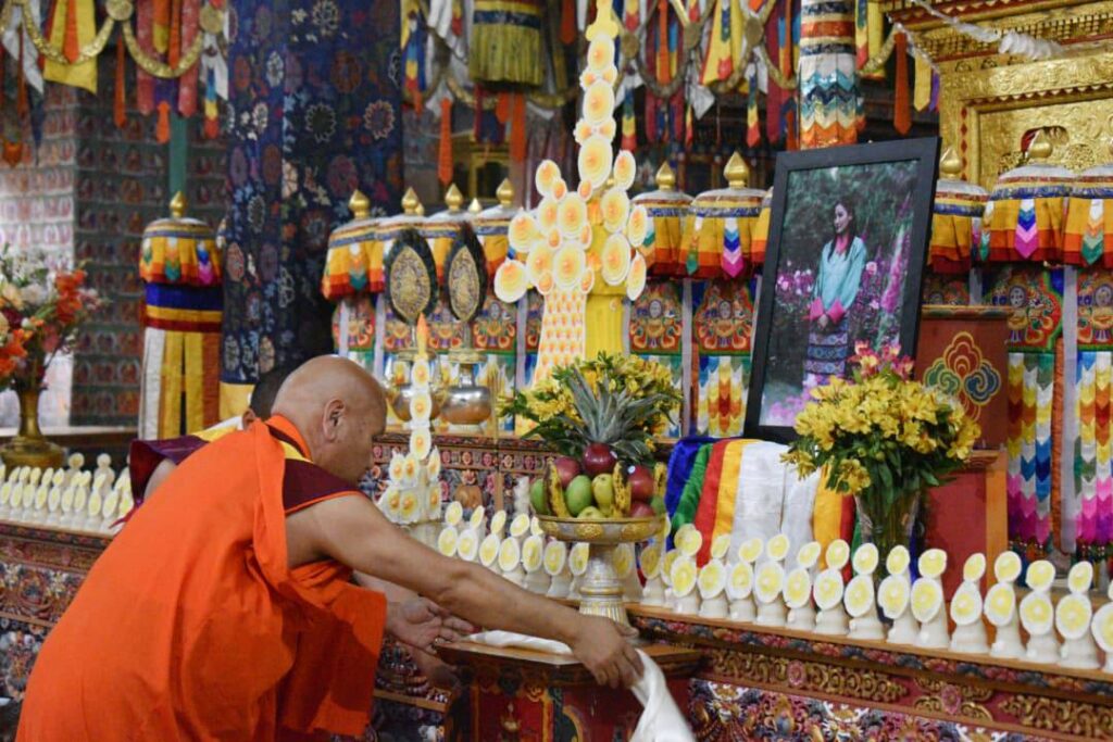 36th Birth Anniversary of Her Majesty The Gyaltsuen. – Paro Dzongkhag ...